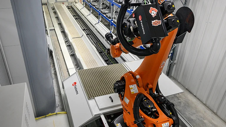 Advanced Machining & Fabricating and Fastems FMS